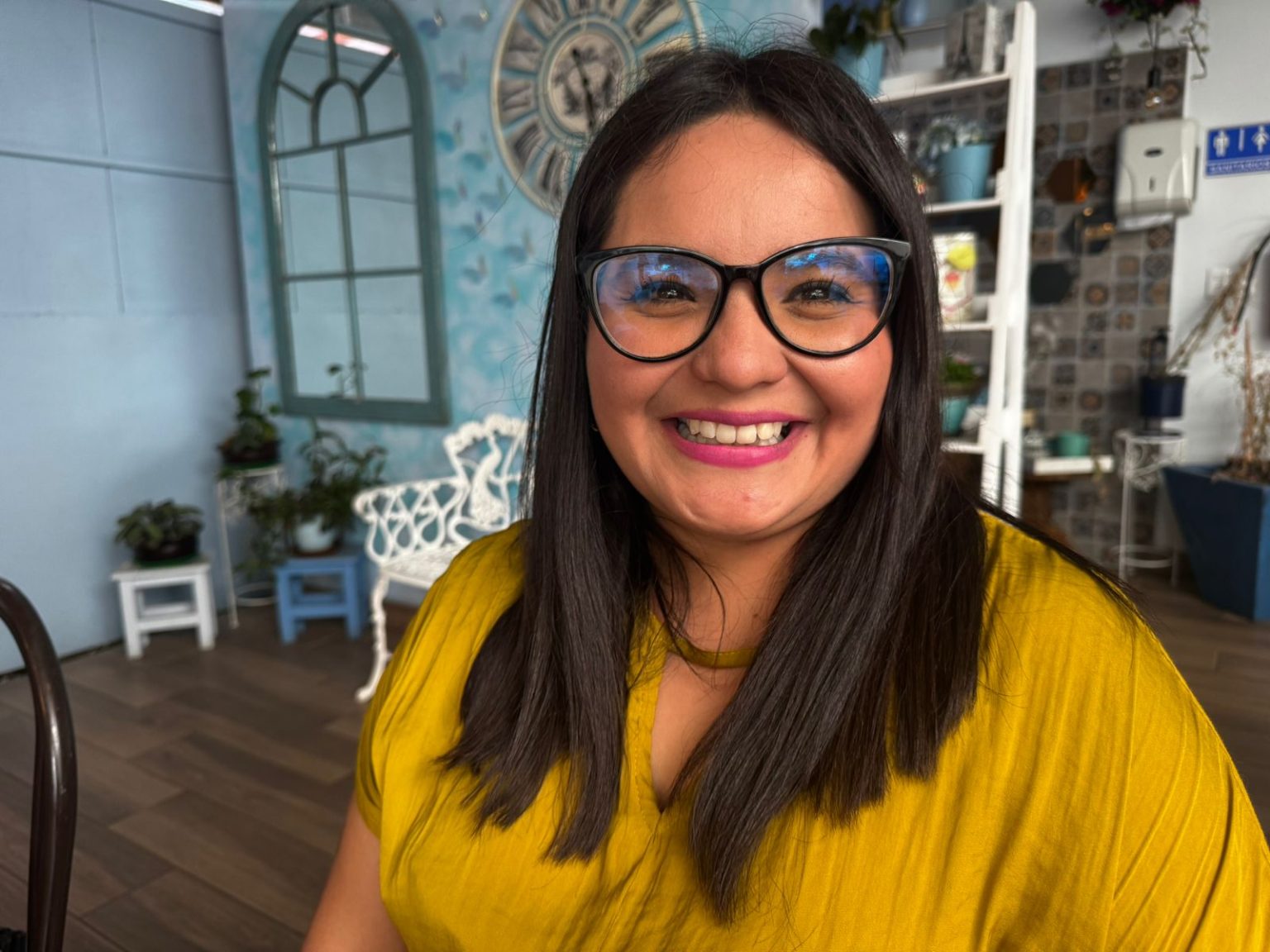 La mujer que escucha el universo: Katy Hernández